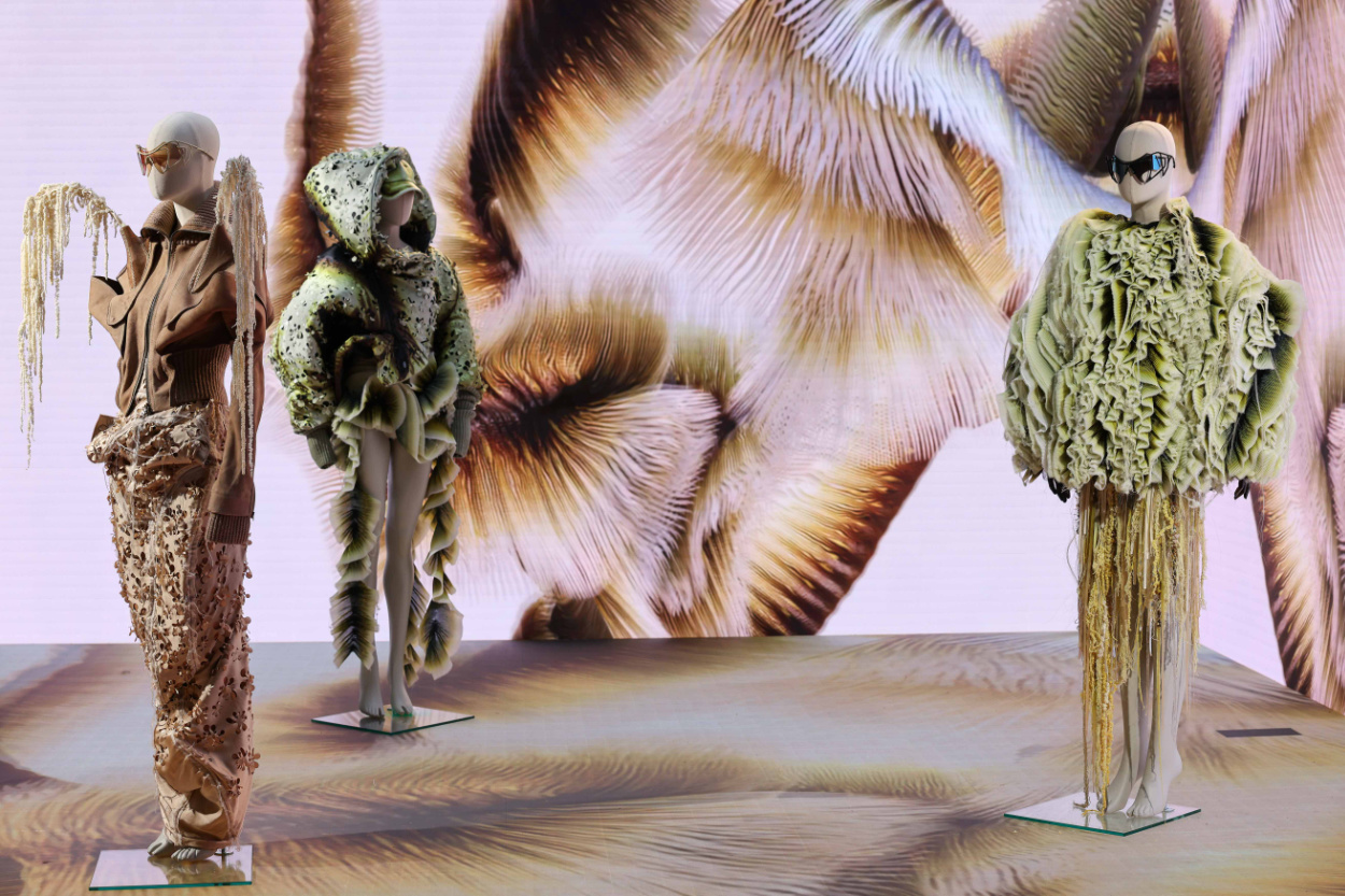 SYKY Ushers in a Mixed Realities Era for Luxury Fashion Showcasing KWK ...